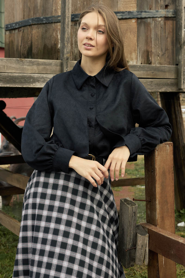 Wind Flap Suede Shirt Black | Zülays